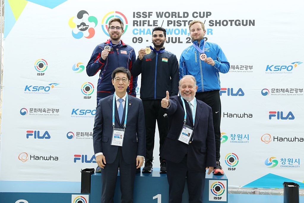 Kozeniesky adds World Cup medal to 2022 accomplishments | USA Shooting